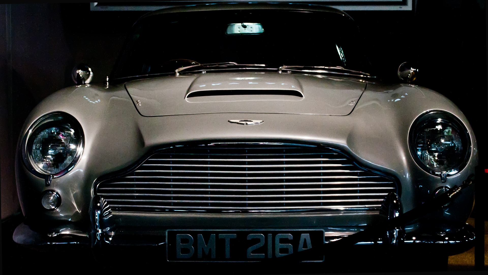 Aston Martin Heritage Trust - Oxford Bus Company and Thames Travel